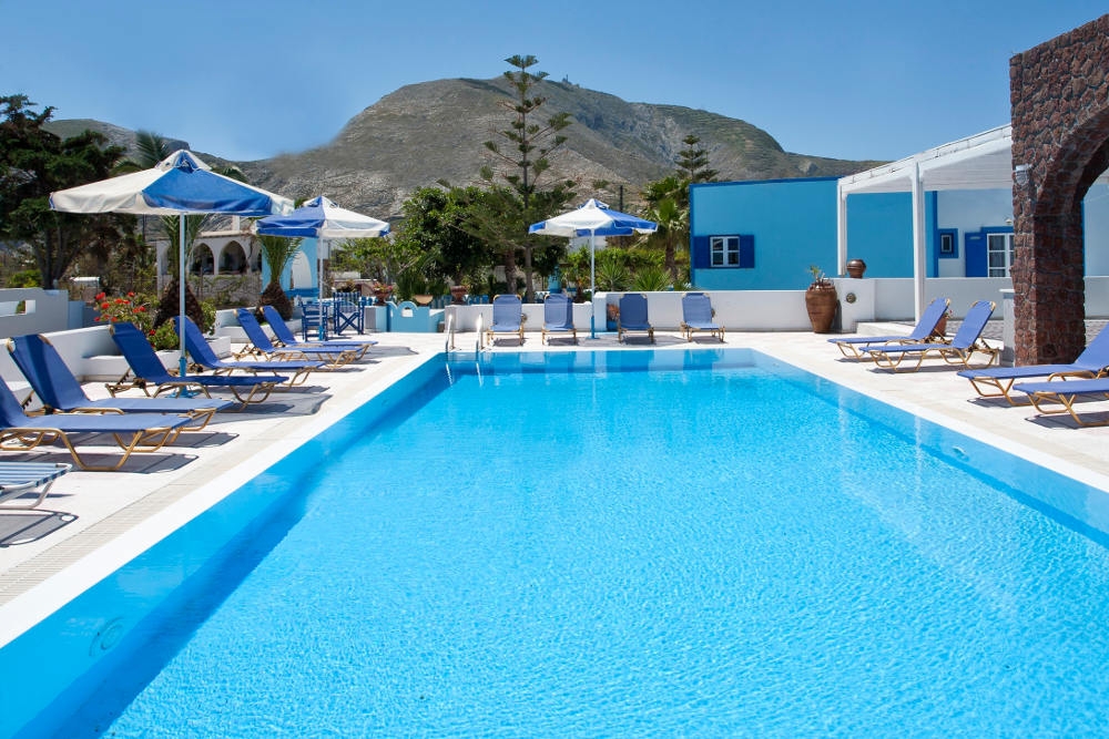 Dimitris Pool Tavern - Santorini Dimitris